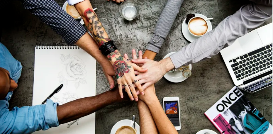 Comment favoriser la collaboration et la cohésion d'équipe ? - VISIPLUS ...
